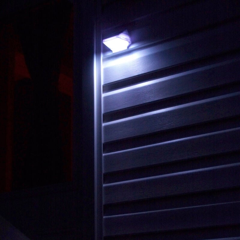 Dock Edge Side-Mount Solar Light, White | Overton's